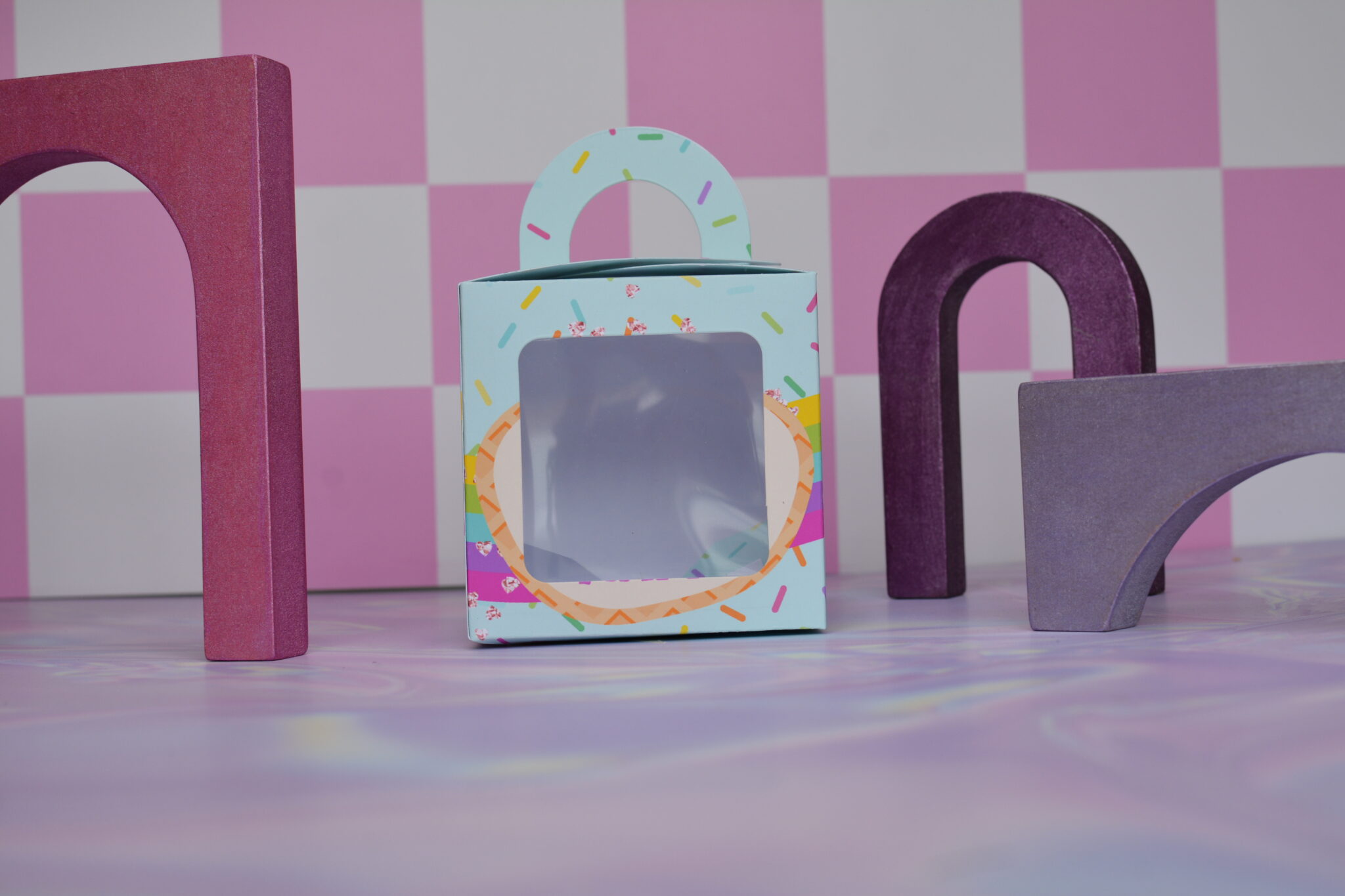 Square Box – Studio May Pimper